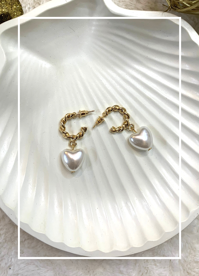 SimplyMe by Akansha – Simplyme.co.in